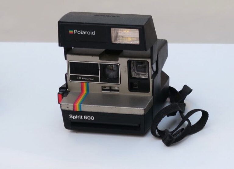 History of Polaroid - The Making of the First Polaroid Camera
